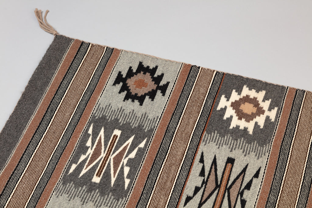 Fine Wide Ruins Textile, Navajo – Quintana Galleries