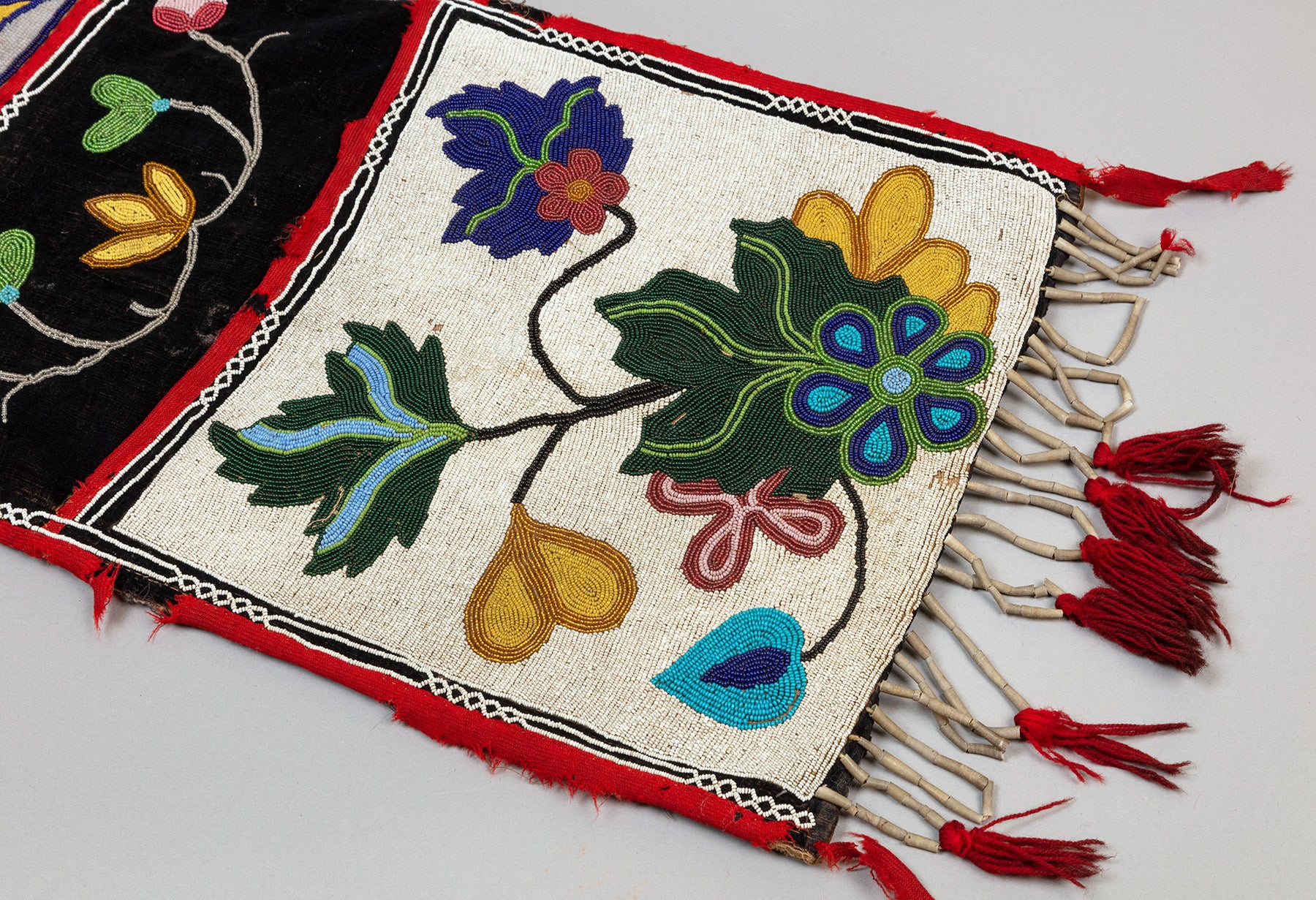 Historic Bandolier Bag, c. 1890, Ojibwe Beadwork – Quintana Galleries