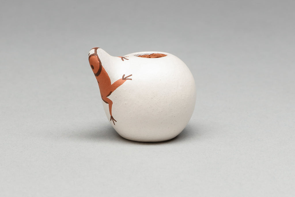 Miniature Frog Pot by Agnes Peynetsa, Zuni Pueblo – Quintana Galleries
